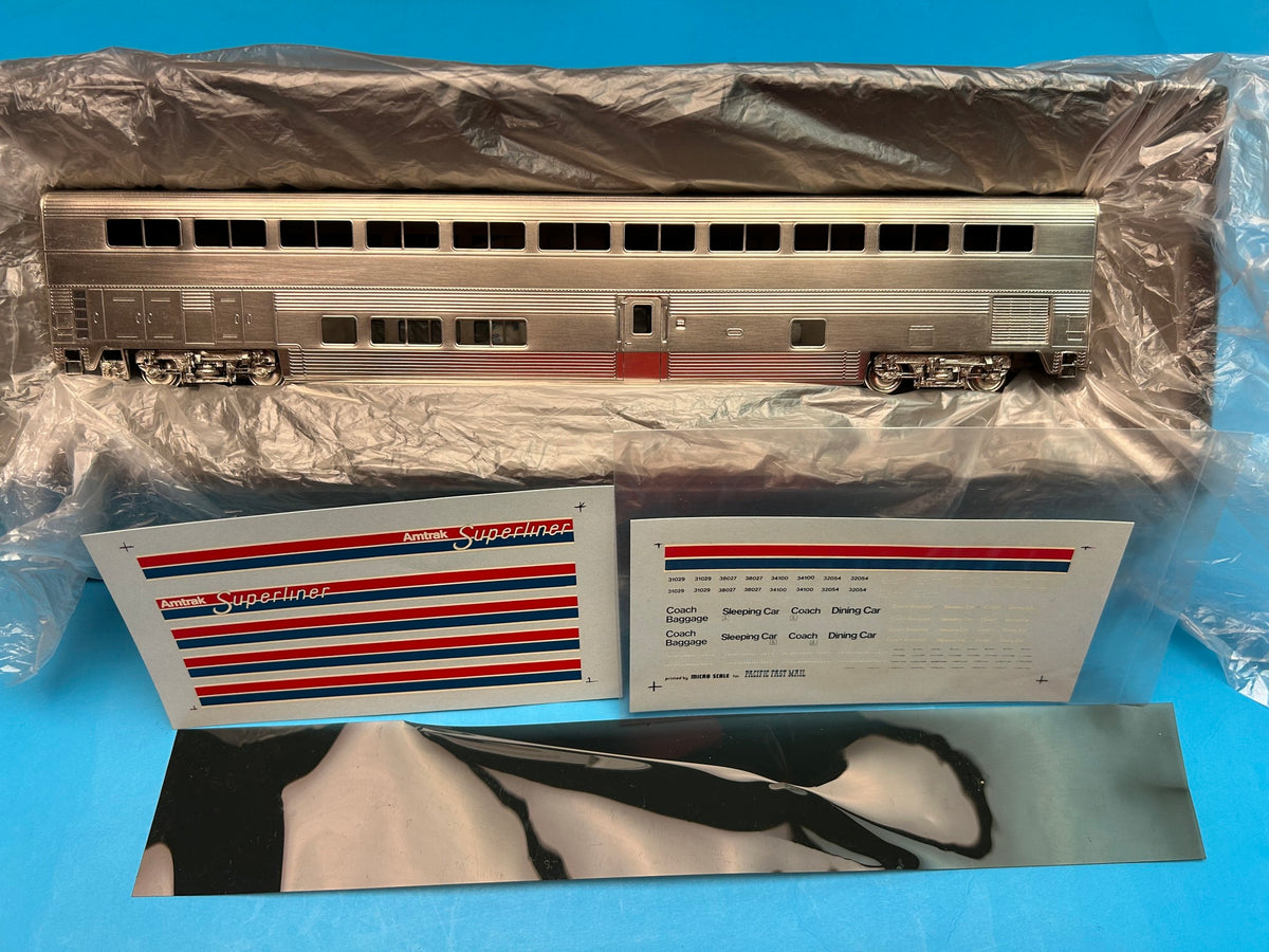 HO scale train - Samhongsa Amtrak Superliner Sleeping car – Railway ...